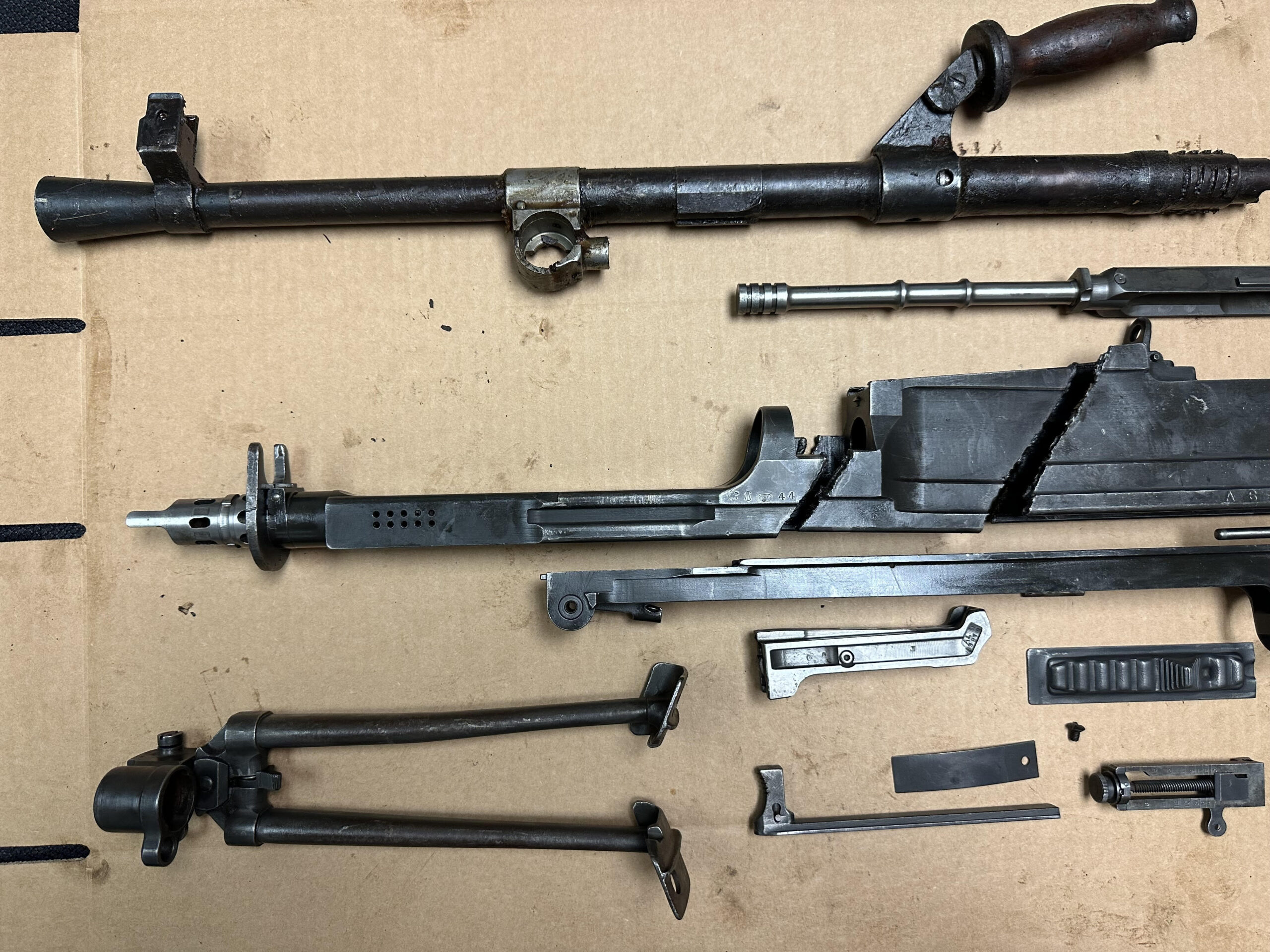 BREN MK2 Parts Kit with original excellent barrel, Cal.303 British ...