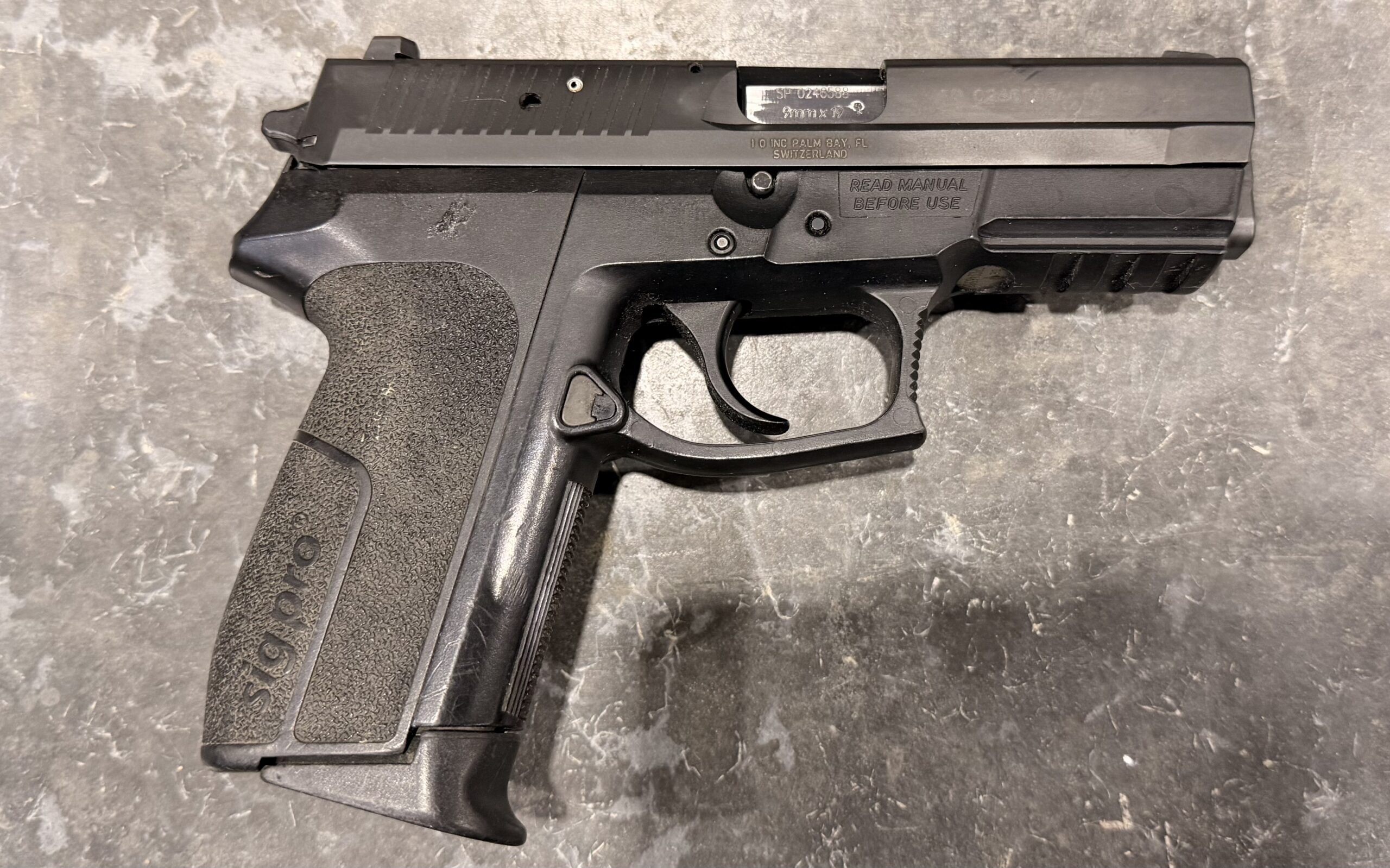 Swiss Lucerne Police-Marked SIG Sauer SP2022, 9mm Parabellum / 9x19mm ...